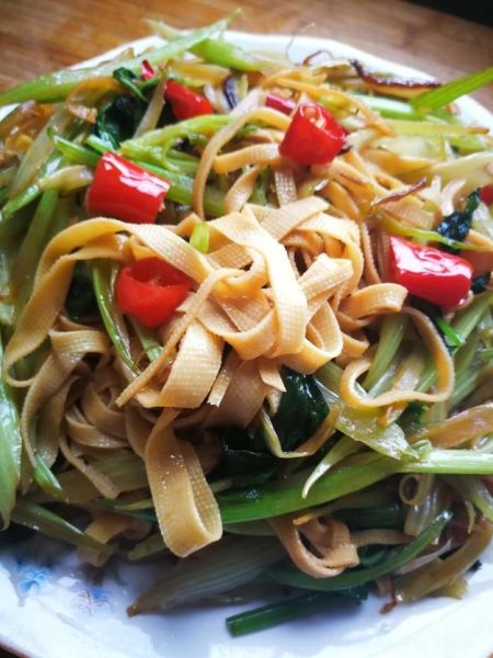 干豆皮怎么做好吃_干豆皮的家常做法大全-第1张图片-山城妙识