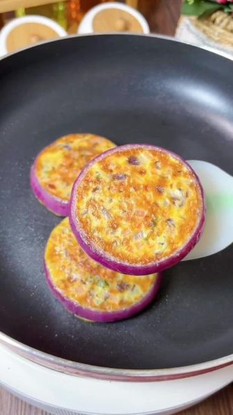 洋葱鸡蛋饼怎么做好吃_洋葱鸡蛋饼的家常做法-第3张图片-山城妙识 洋葱鸡蛋饼怎么做好吃_洋葱鸡蛋饼的家常做法-第3张图片-山城妙识