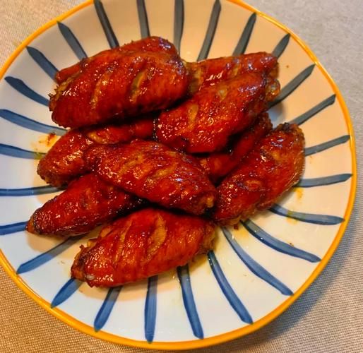 家庭版烤箱烤鸡翅怎么做_烤鸡翅温度和时间-第3张图片-山城妙识 家庭版烤箱烤鸡翅怎么做_烤鸡翅温度和时间-第3张图片-山城妙识