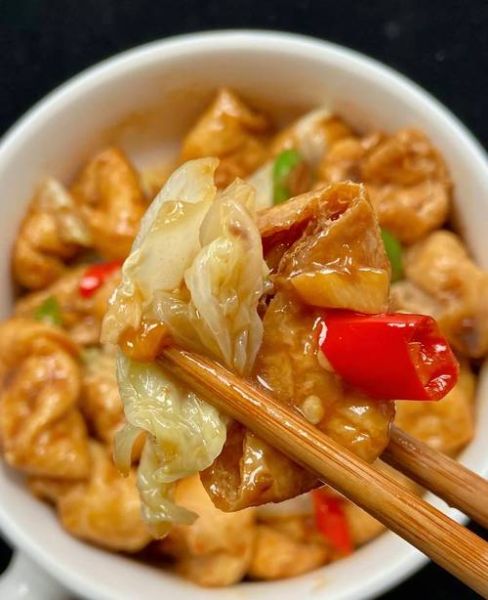 白菜炖豆腐的功效_适合什么人吃-第1张图片-山城妙识