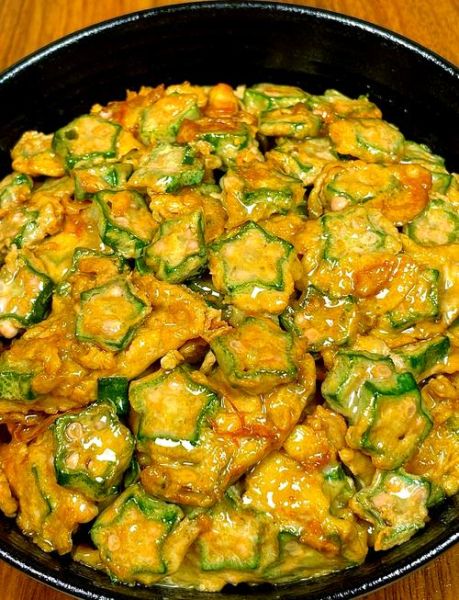 秋葵炒鸡蛋有什么功效_秋葵炒鸡蛋能减肥吗-第1张图片-山城妙识 秋葵炒鸡蛋有什么功效_秋葵炒鸡蛋能减肥吗-第1张图片-山城妙识