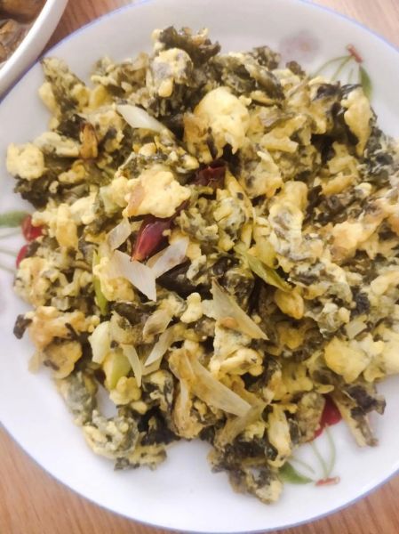 地皮菜炒鸡蛋怎么做好吃_地皮菜炒鸡蛋做法窍门-第1张图片-山城妙识 地皮菜炒鸡蛋怎么做好吃_地皮菜炒鸡蛋做法窍门-第1张图片-山城妙识