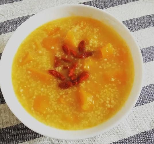 小米南瓜粥怎么做_小米南瓜粥需要煮多久-第3张图片-山城妙识 小米南瓜粥怎么做_小米南瓜粥需要煮多久-第3张图片-山城妙识