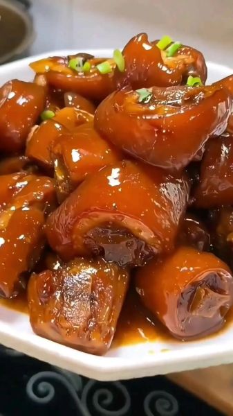 新鲜猪尾巴怎么做好吃_猪尾巴的家常做法大全-第1张图片-山城妙识 新鲜猪尾巴怎么做好吃_猪尾巴的家常做法大全-第1张图片-山城妙识