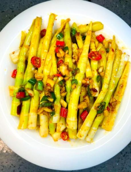 新鲜竹笋怎么做好吃_新鲜竹笋的做法大全窍门-第1张图片-山城妙识