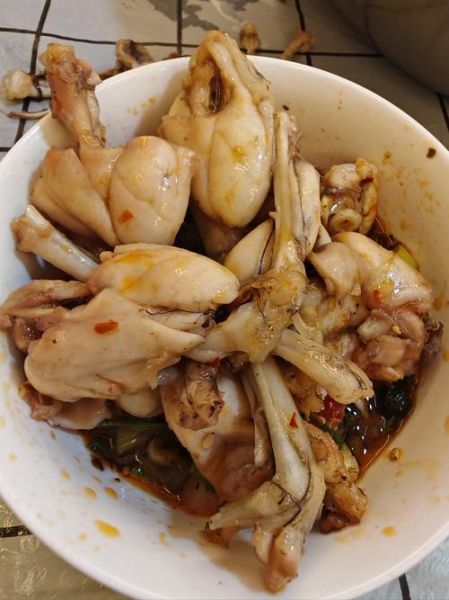 牛蛙怎么做好吃_家常牛蛙的做法-第1张图片-山城妙识 牛蛙怎么做好吃_家常牛蛙的做法-第1张图片-山城妙识