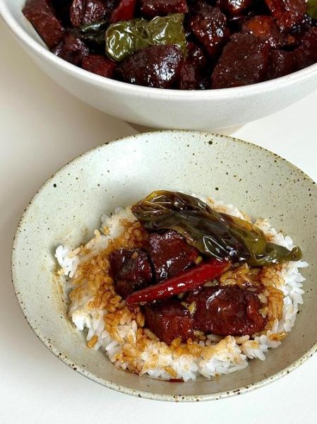 自制牛肉酱辣椒酱怎么做_保存多久不变质-第1张图片-山城妙识 自制牛肉酱辣椒酱怎么做_保存多久不变质-第1张图片-山城妙识