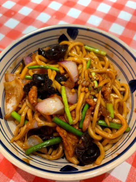 正宗山西炒面怎么做_山西炒面用什么面条-第1张图片-山城妙识 正宗山西炒面怎么做_山西炒面用什么面条-第1张图片-山城妙识