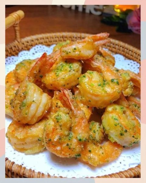 香酥大虾怎么做又酥又好吃_香酥大虾酥脆秘诀-第1张图片-山城妙识 香酥大虾怎么做又酥又好吃_香酥大虾酥脆秘诀-第1张图片-山城妙识